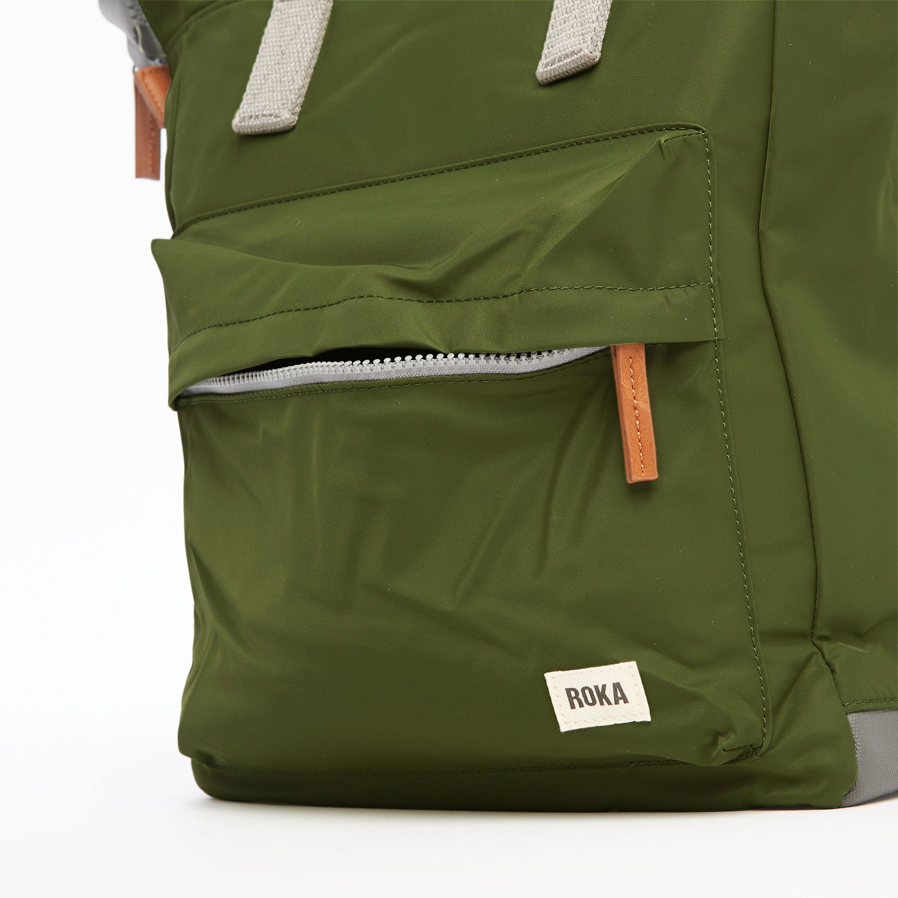 ROKA Bantry B Medium Backpack | Avocado Green